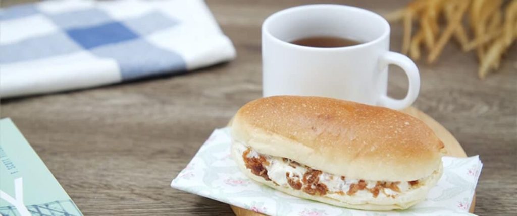 สูตรเบเกอรี่ | ขนมปังบันทูน่า - นมตรานกเหยี่ยว Falcon คู่แท้มืออาชีพ