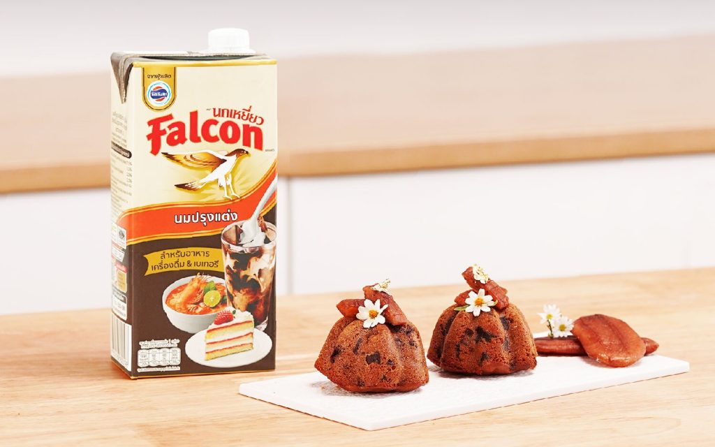 เมนูเบเกอรี่ : เค้กกล้วยตาก - นมตรานกเหยี่ยว Falcon คู่แท้มืออาชีพ